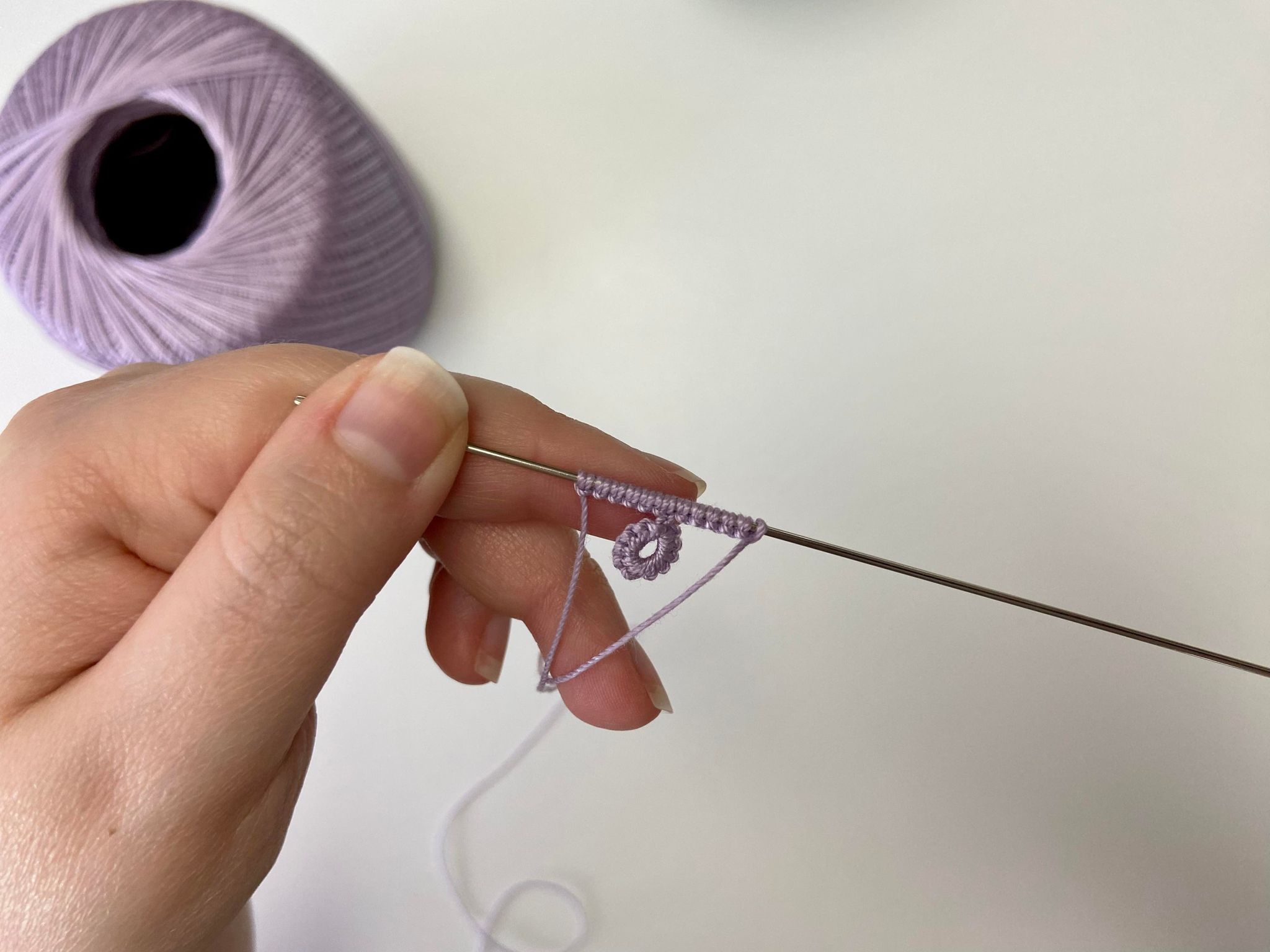 Tutorial on Making a Split Ring in Needle Tatting ...