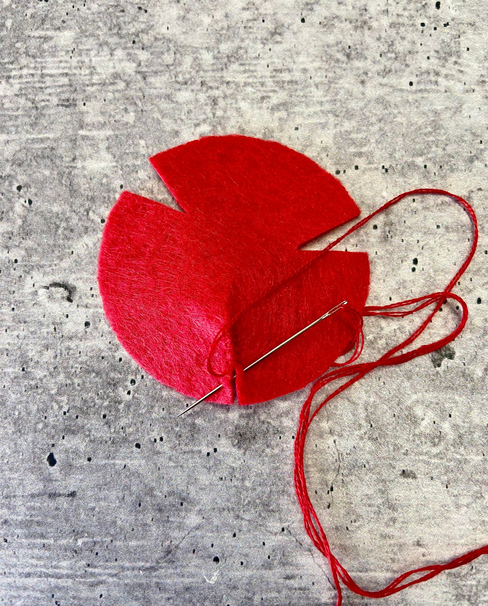 Free Cute DIY Felt Mushroom Pattern Craft Tutorial ...