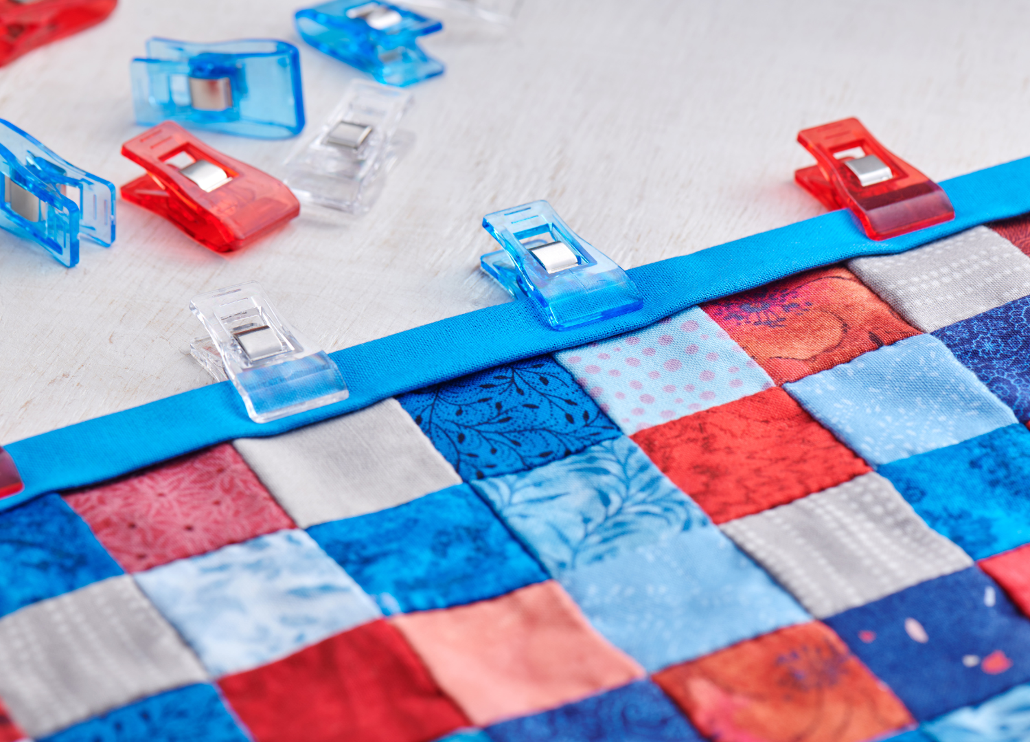 What’s Better to Use Sewing Clips or Sewing Pins ...