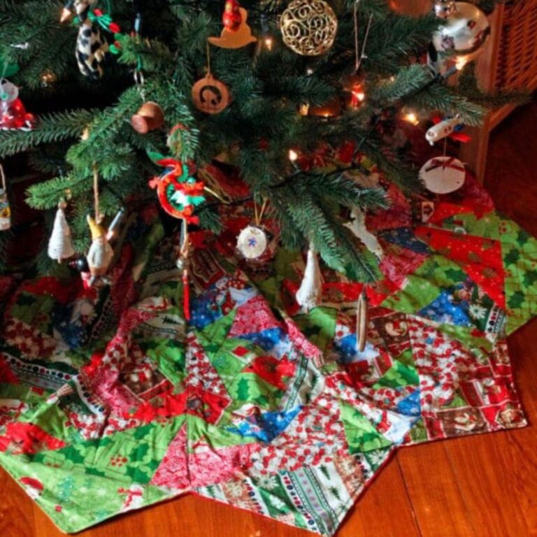 21 Great Christmas Tree Skirt Sewing Patterns to Make ...