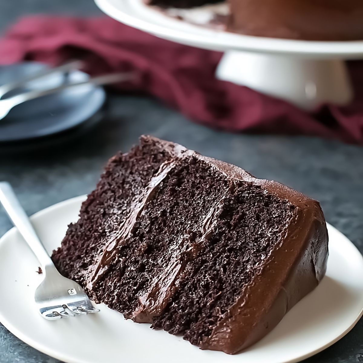 The Difference Between Bundt Cake and Regular Cake ...