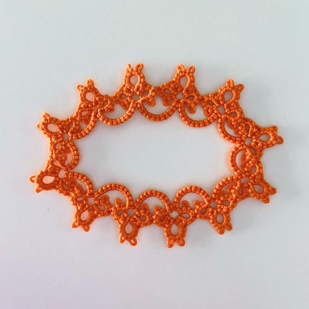 Free Fall Pumpkin Tatting Pattern and Tutorial - NeedlesnBeadsnSweetasCanbe