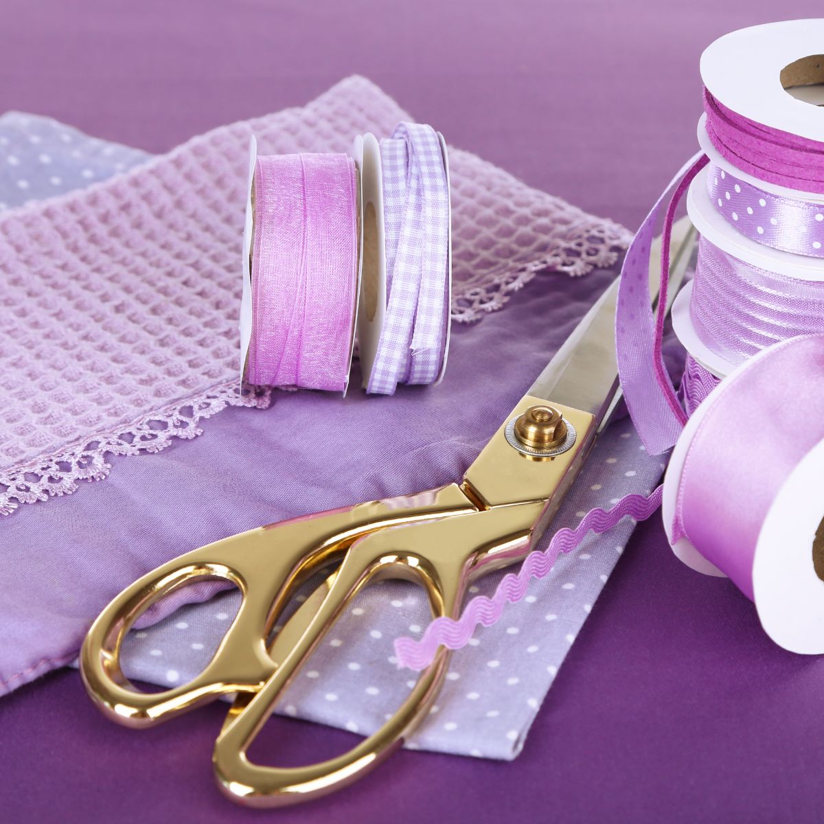 What are The Best Scissors for Quilting Fabric ...