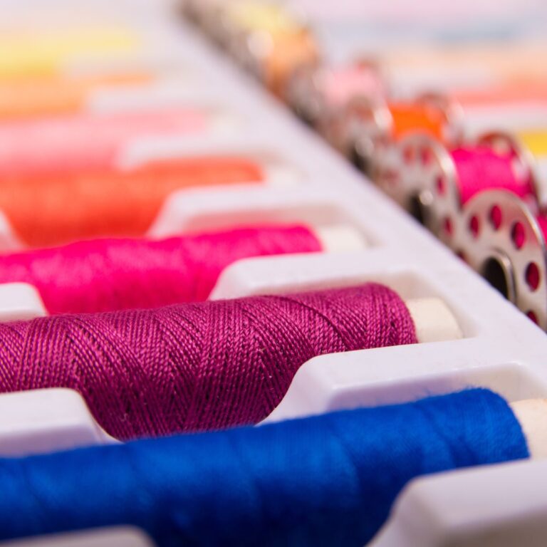 What is The Best Brand of Sewing Thread to Use ...