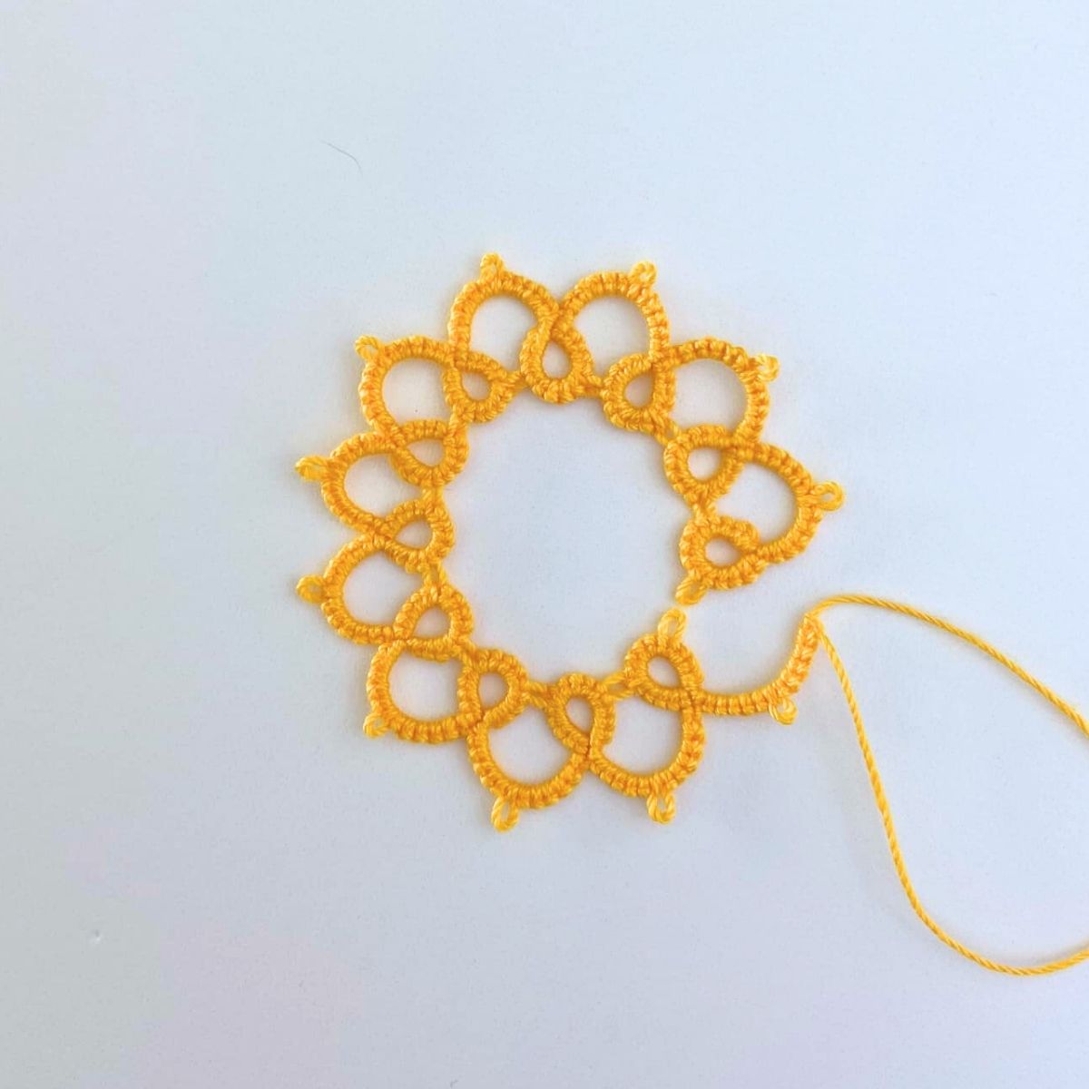 Free Shining Sun Tatting Pattern - NeedlesnBeadsnSweetasCanbe